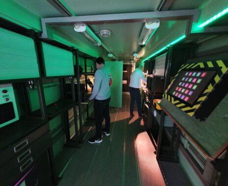 Ervaar de Cybertruck: escape room over cyber security | Peet ICT